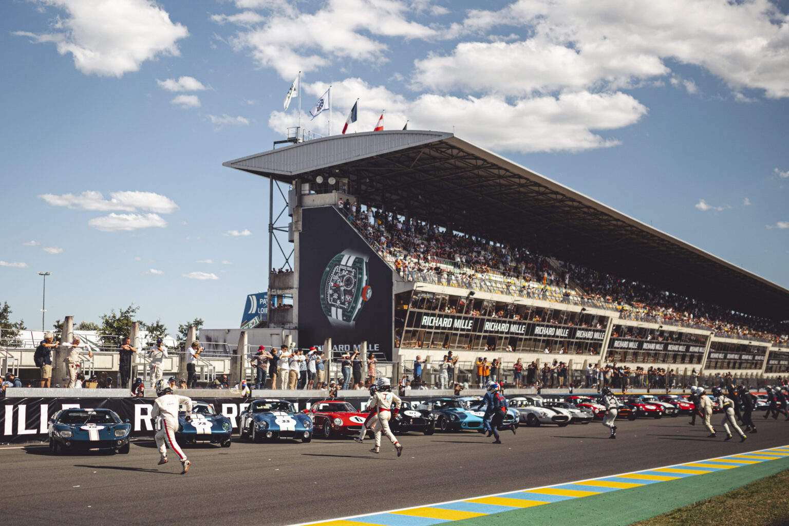 Peter Auto - Qui sommes nous